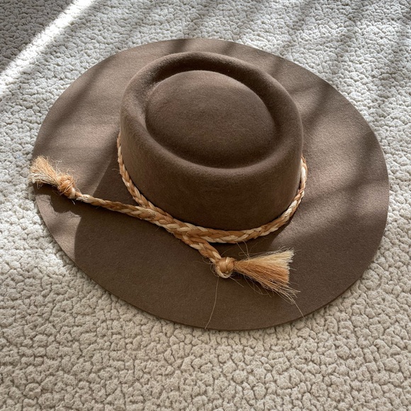 Made By Minga | Accessories | Made By Minga Zoila Wool Boater Hat In ...